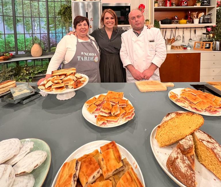 Lamego à Mesa - Biscoito da Teixeira e Bola de Lamego - A Nossa Tarde
