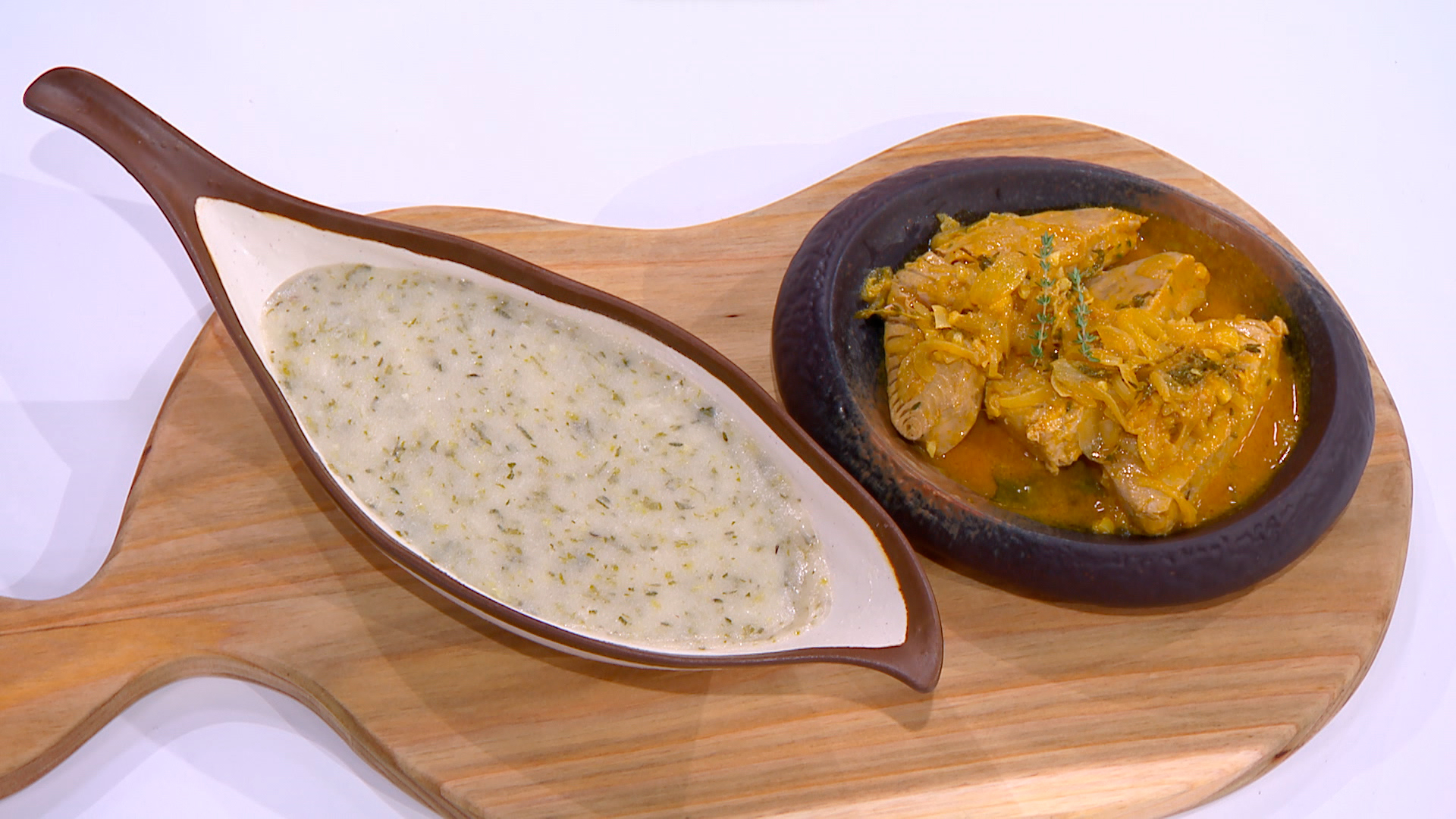 MILHO COZIDO COM BIFES DE ATUM E CEBOLADA - Chefs da Nossa Terra