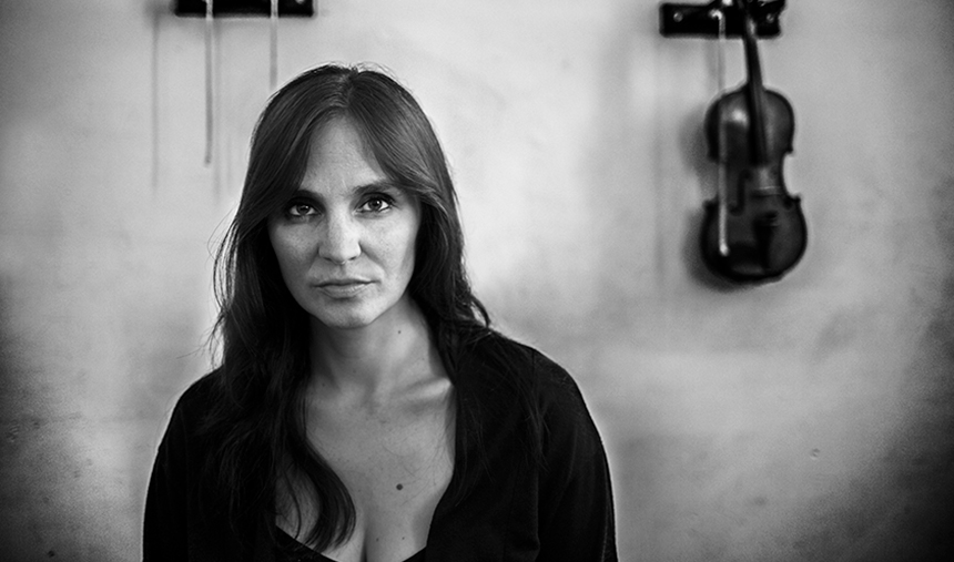 BIOGRAFIA: Anne Victorino d’Almeida