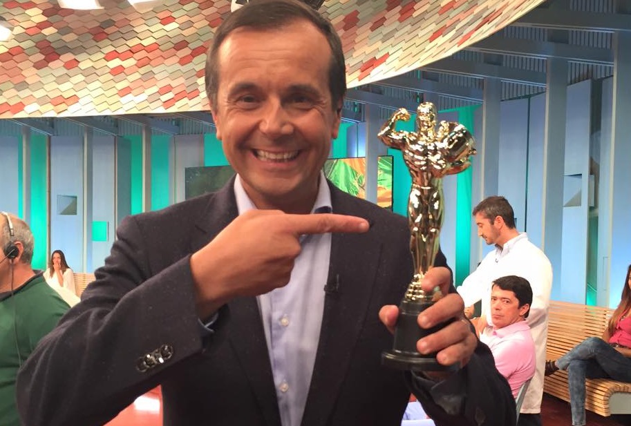 Jorge Gabriel comemora 30 anos de carreira - Praça