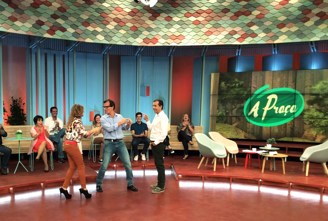 Roberto Fonte - Terapeuta do riso | Praça | RTP