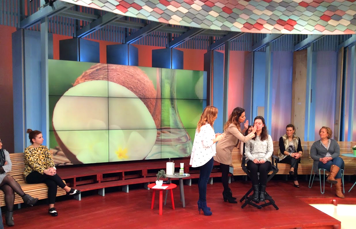 Benefícios do óleo de coco: pele e cabelo | Praça | RTP