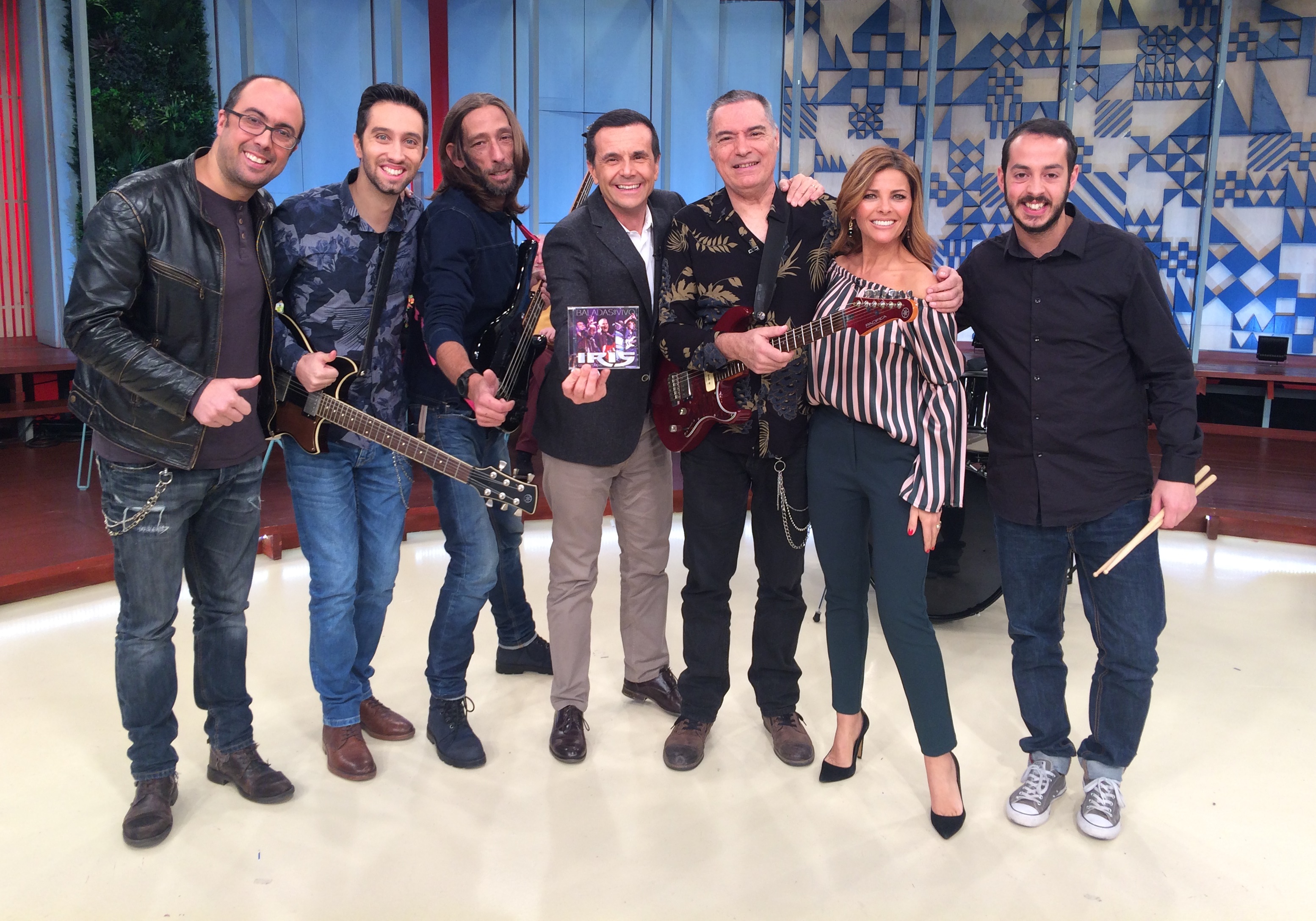 Íris - Lançamento do álbum "ÍRIS Baladas" - Praça da Alegria