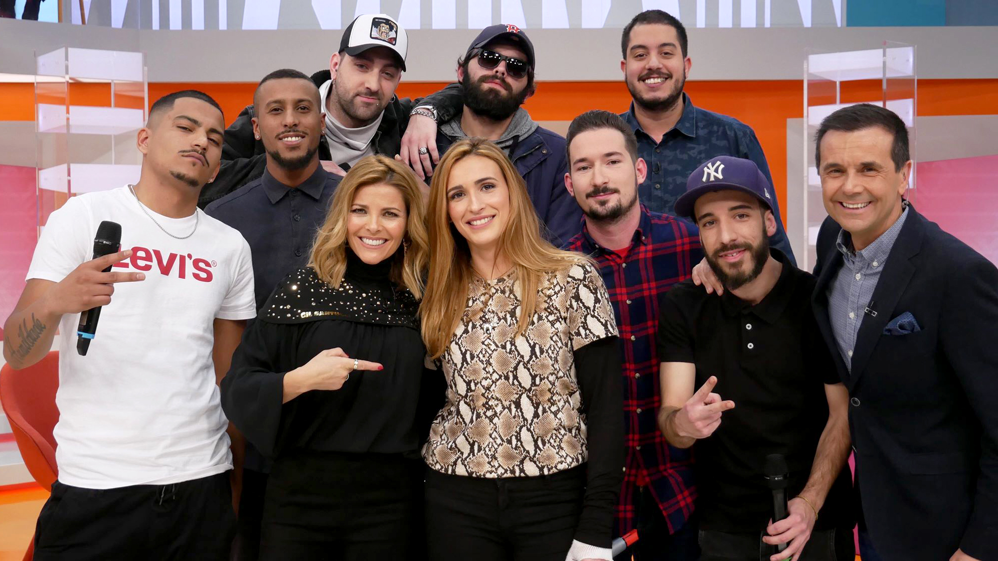 Música e palavra ao serviço da intervenção social - Conheça o 'OUPA ...