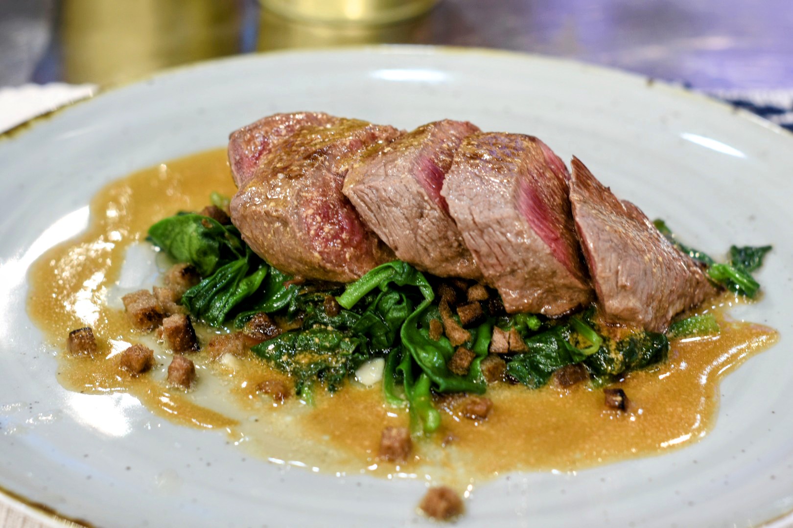 Bife de Vitela com Molho de Cerveja - Chef Marco Gomes | Praça da ...